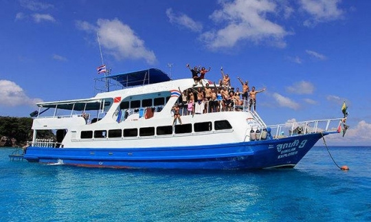 Liveaboard Diving Trips: Phuket and Similan | Dive The World Thailand